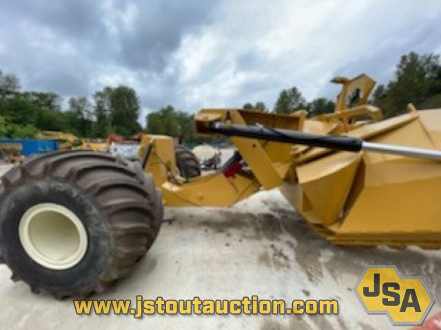 For Sale: Bridgeview Pulldozer2450 Scraper