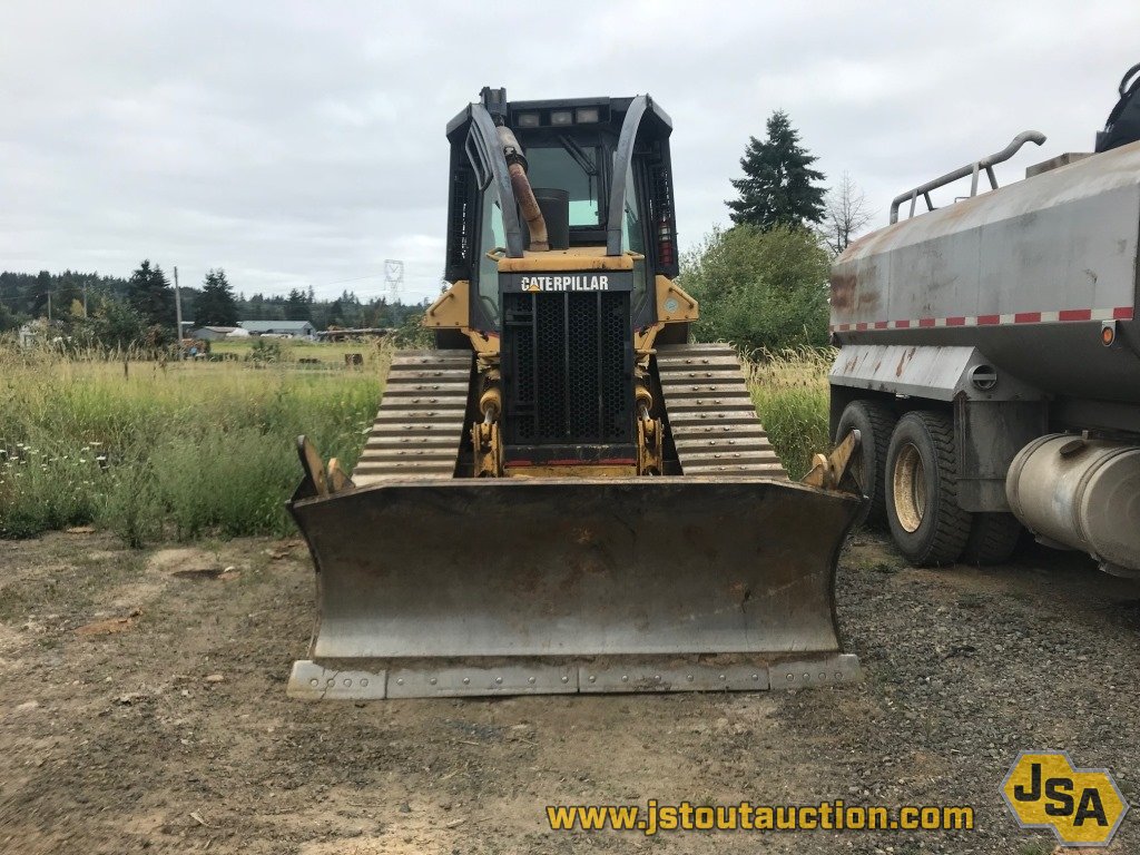 For Sale: Caterpillar 517 Skidder