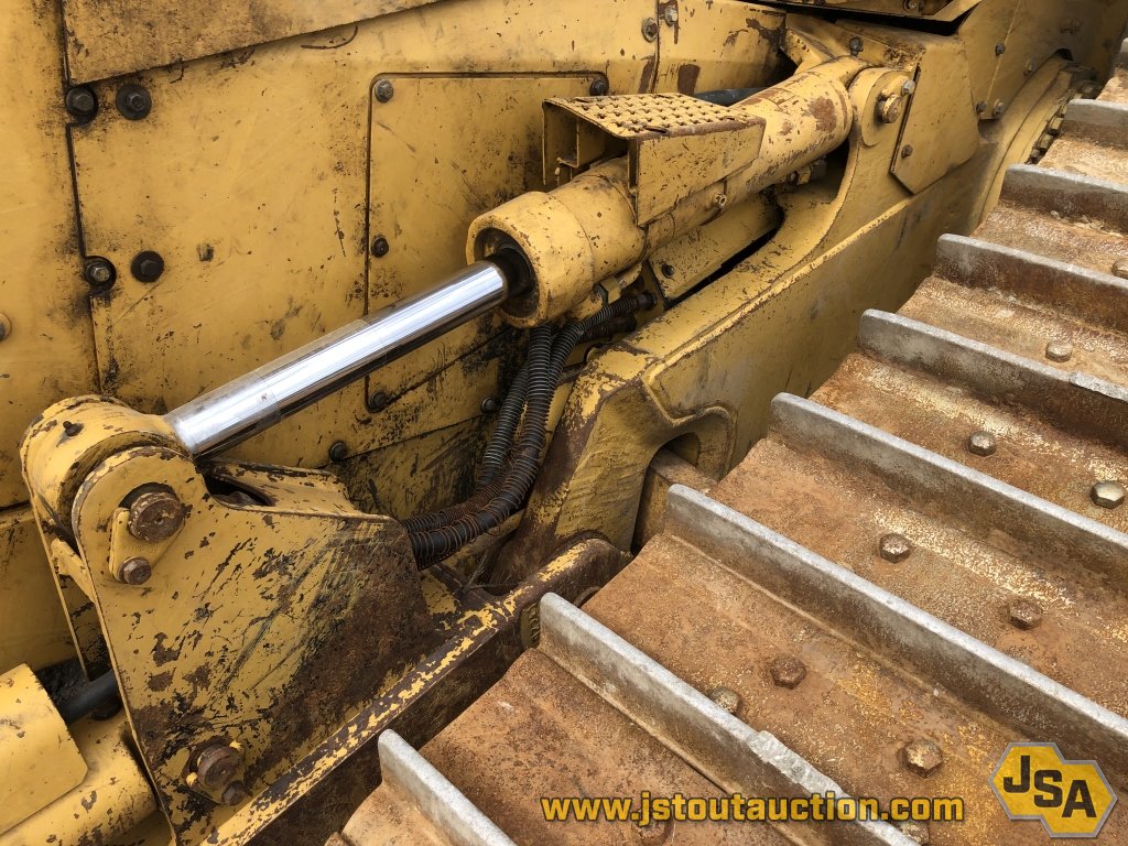 For Sale: Caterpillar 527 Skidder