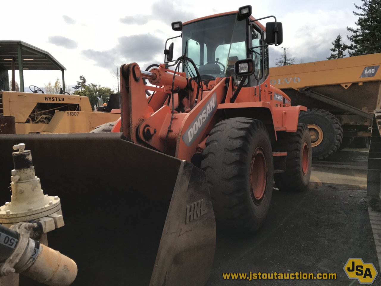 For Sale: Doosan DL250 Wheel Loader