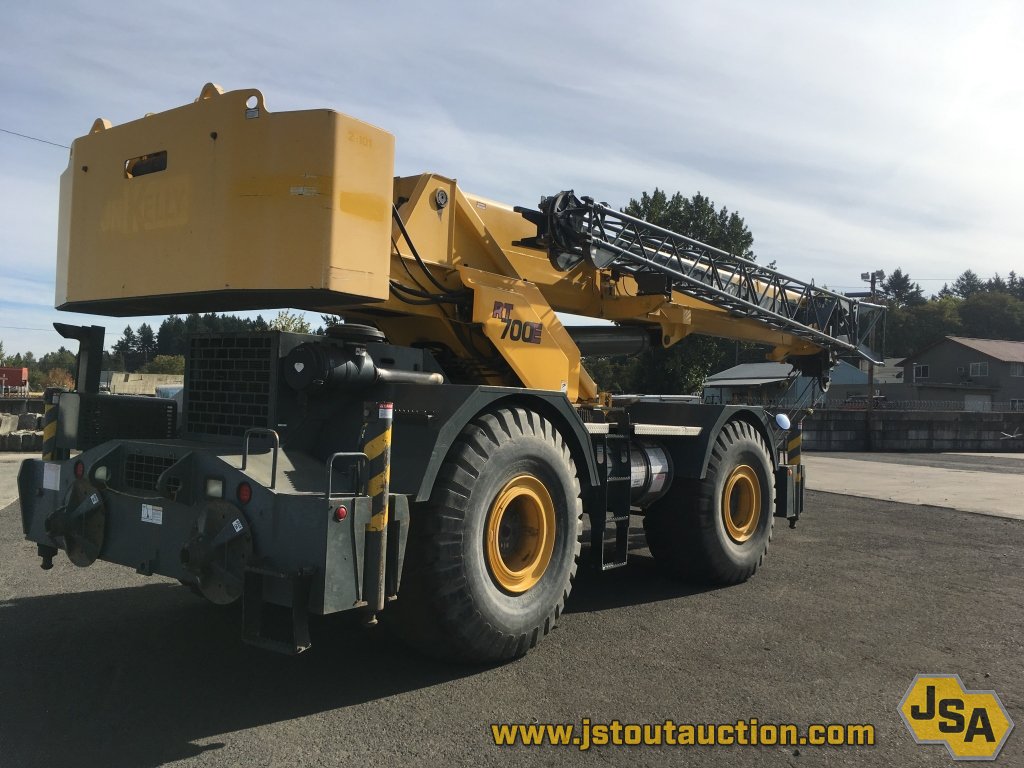 For Sale: 2005 Grove RT700E Cranes Rough Terrain