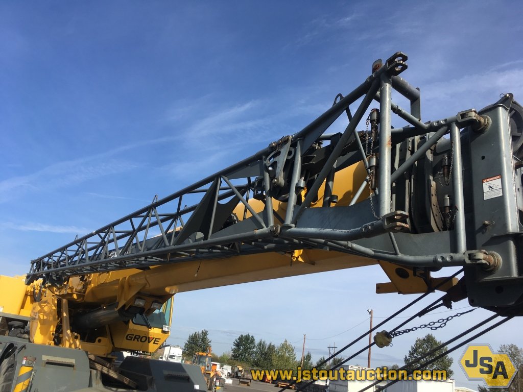For Sale: 2005 Grove RT700E Cranes Rough Terrain