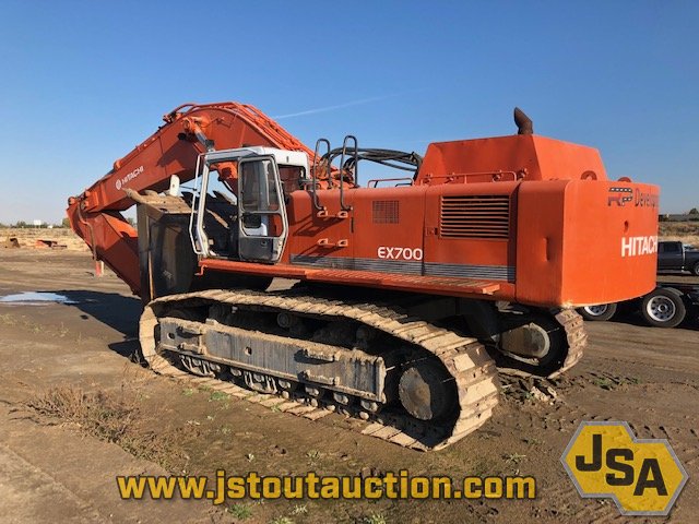 For Sale: Hitachi EX700 Excavators Crawler