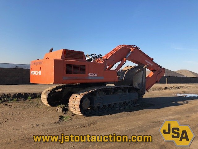 For Sale: Hitachi EX700 Excavators Crawler