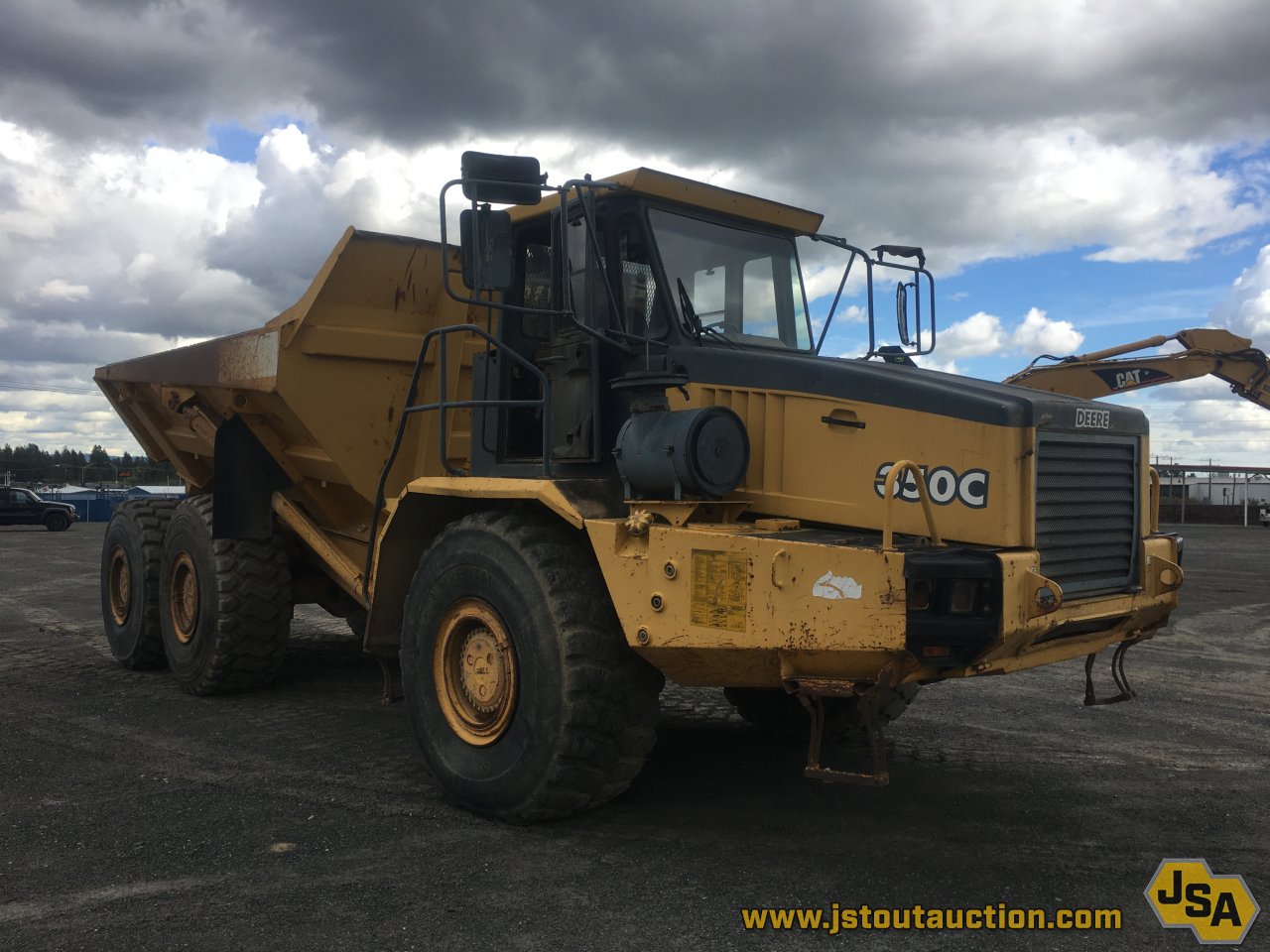 For Sale: John Deere 350C Articulated Dump Truck