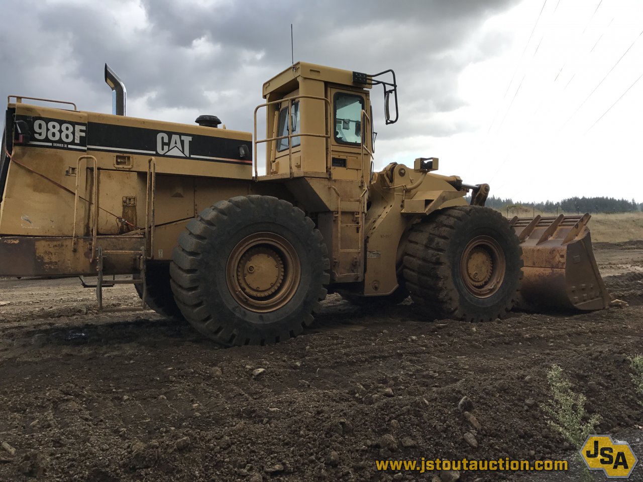 For Sale: 1997 Caterpillar 988FSeriesII Wheel Loader