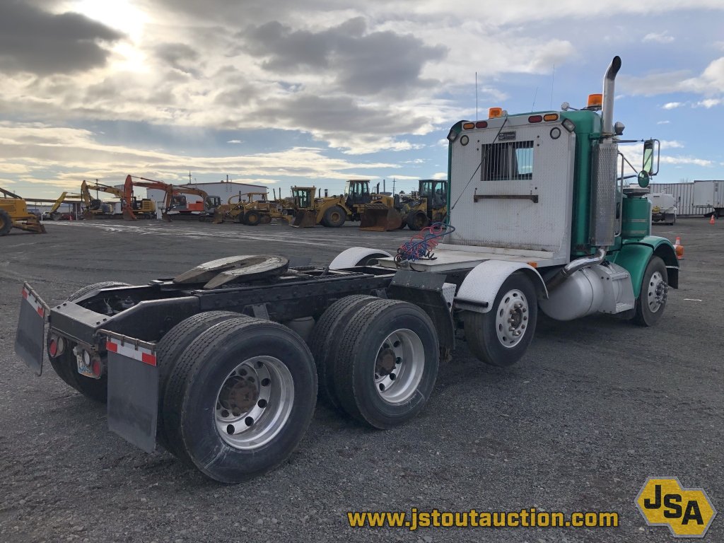 For Sale: 1998 Peterbilt 378 Day Cab