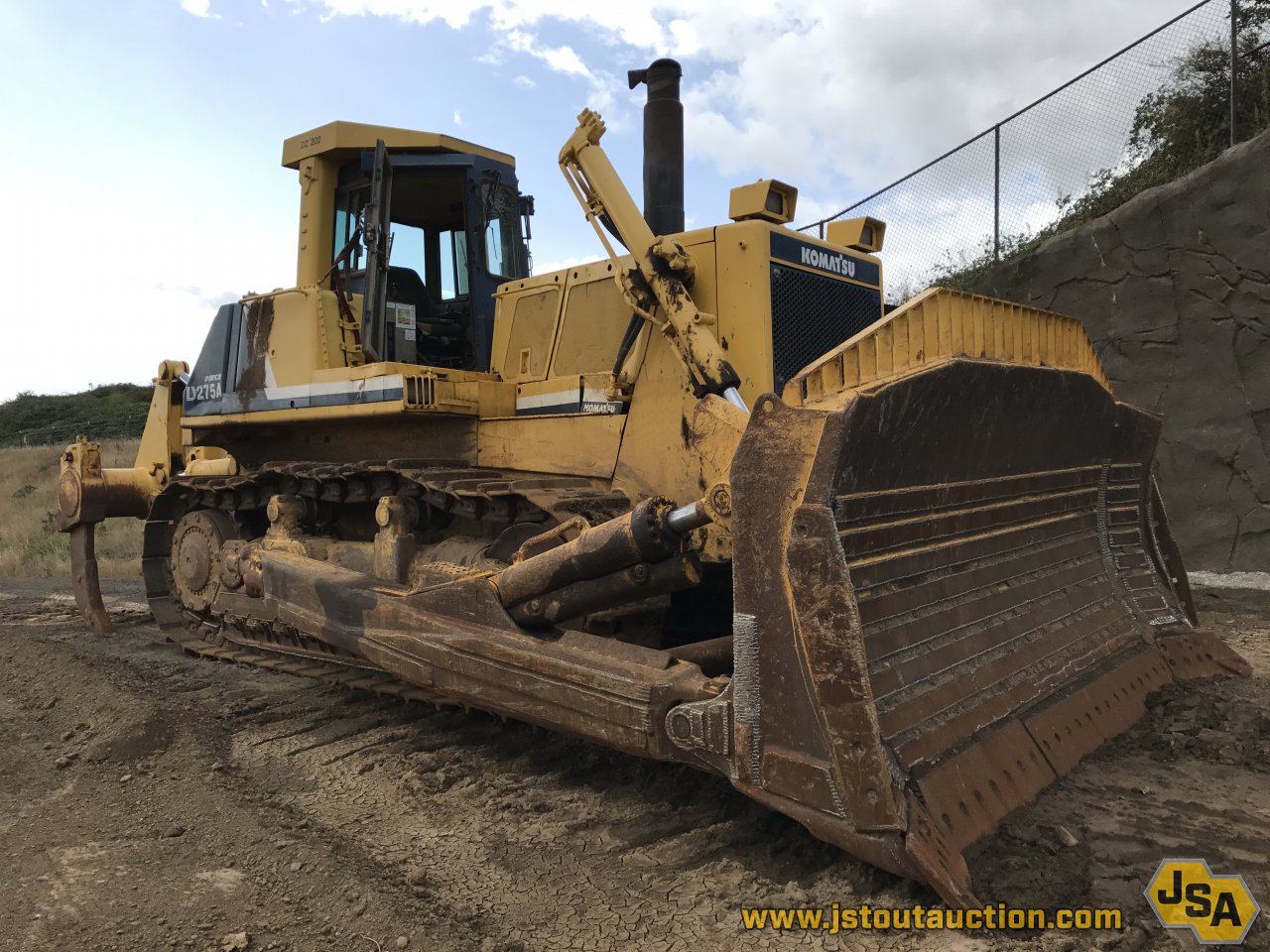 For Sale: 1999 Komatsu D275A-2 Dozers Crawler