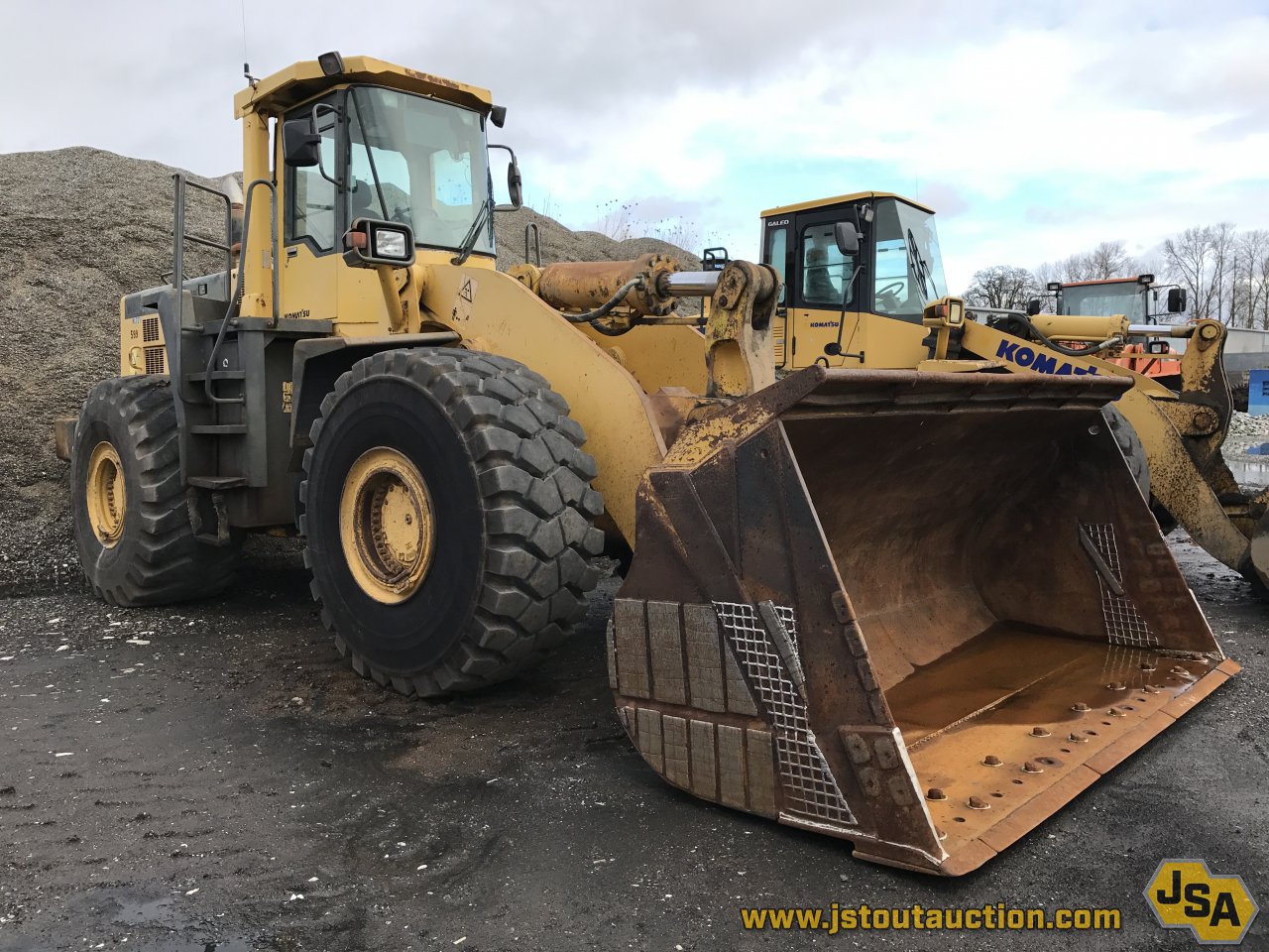 For Sale: 1999 Komatsu WA500-3L Wheel Loader