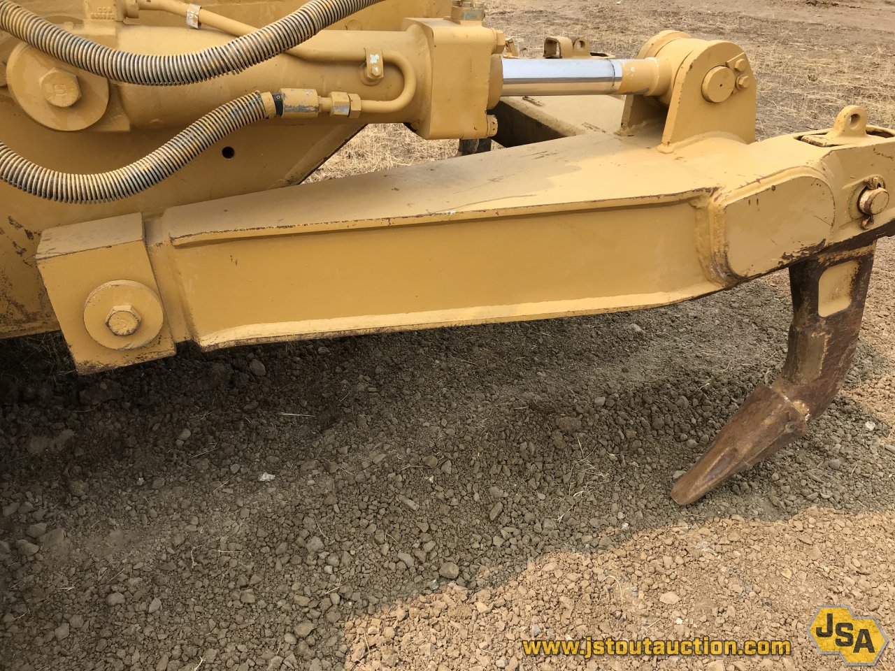 For Sale: 2001 Caterpillar 973C Crawler Loader