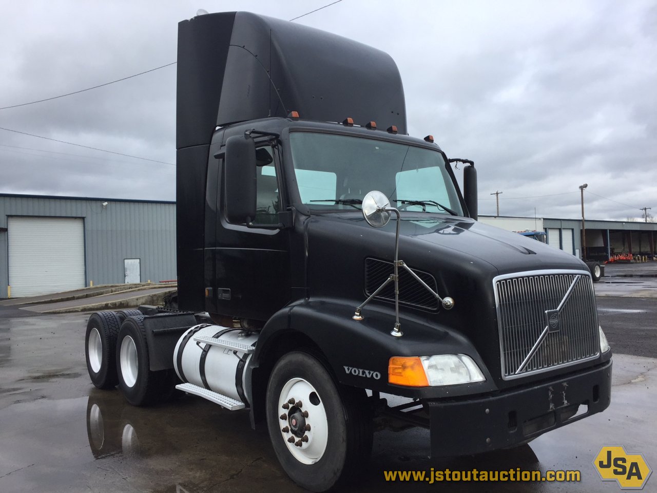 For Sale: 2001 Volvo VNM64T200 Day Cab