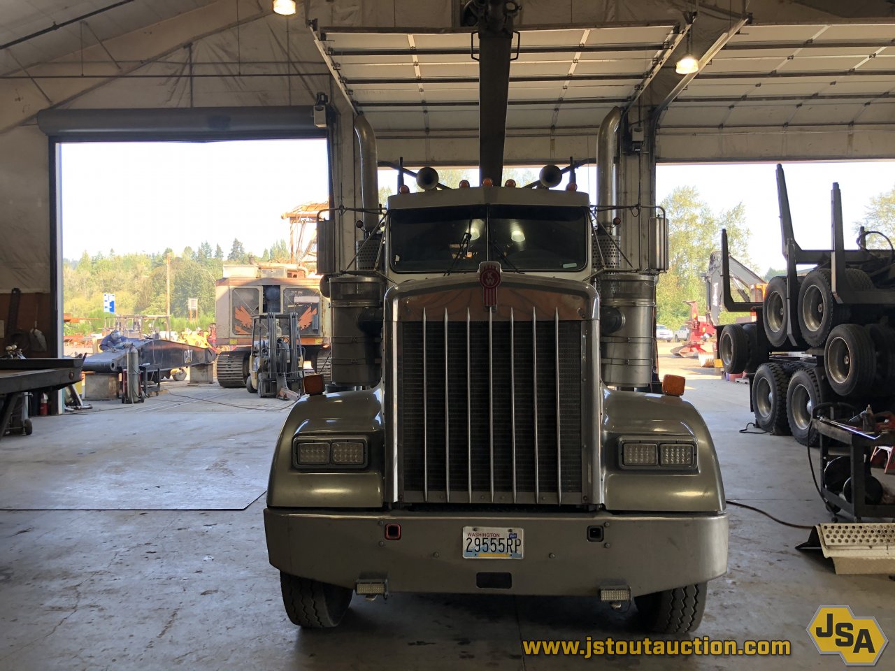 For Sale: 2005 Kenworth W900 Log Truck