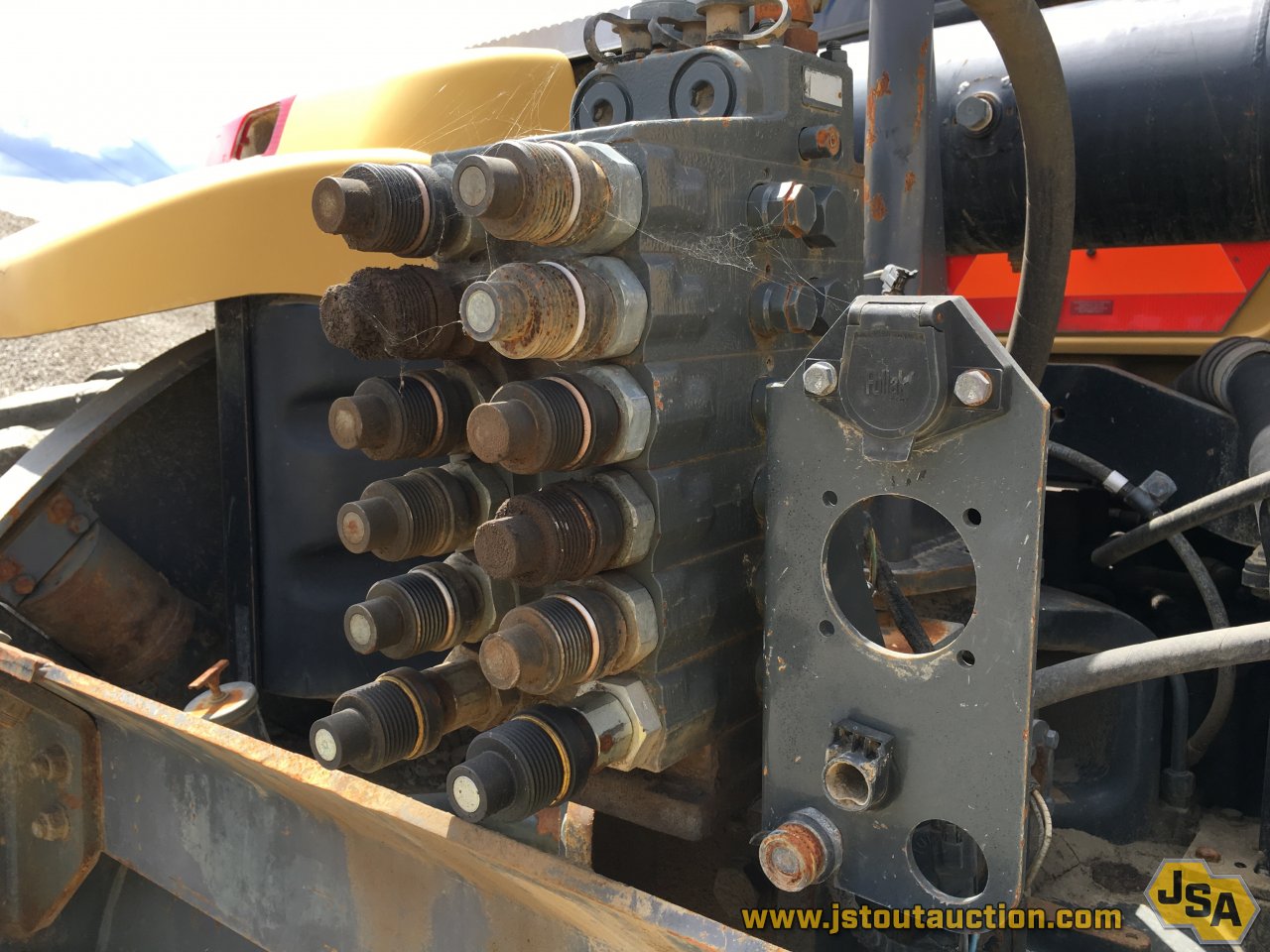 For Sale: 2006 Caterpillar MT875B Tractor
