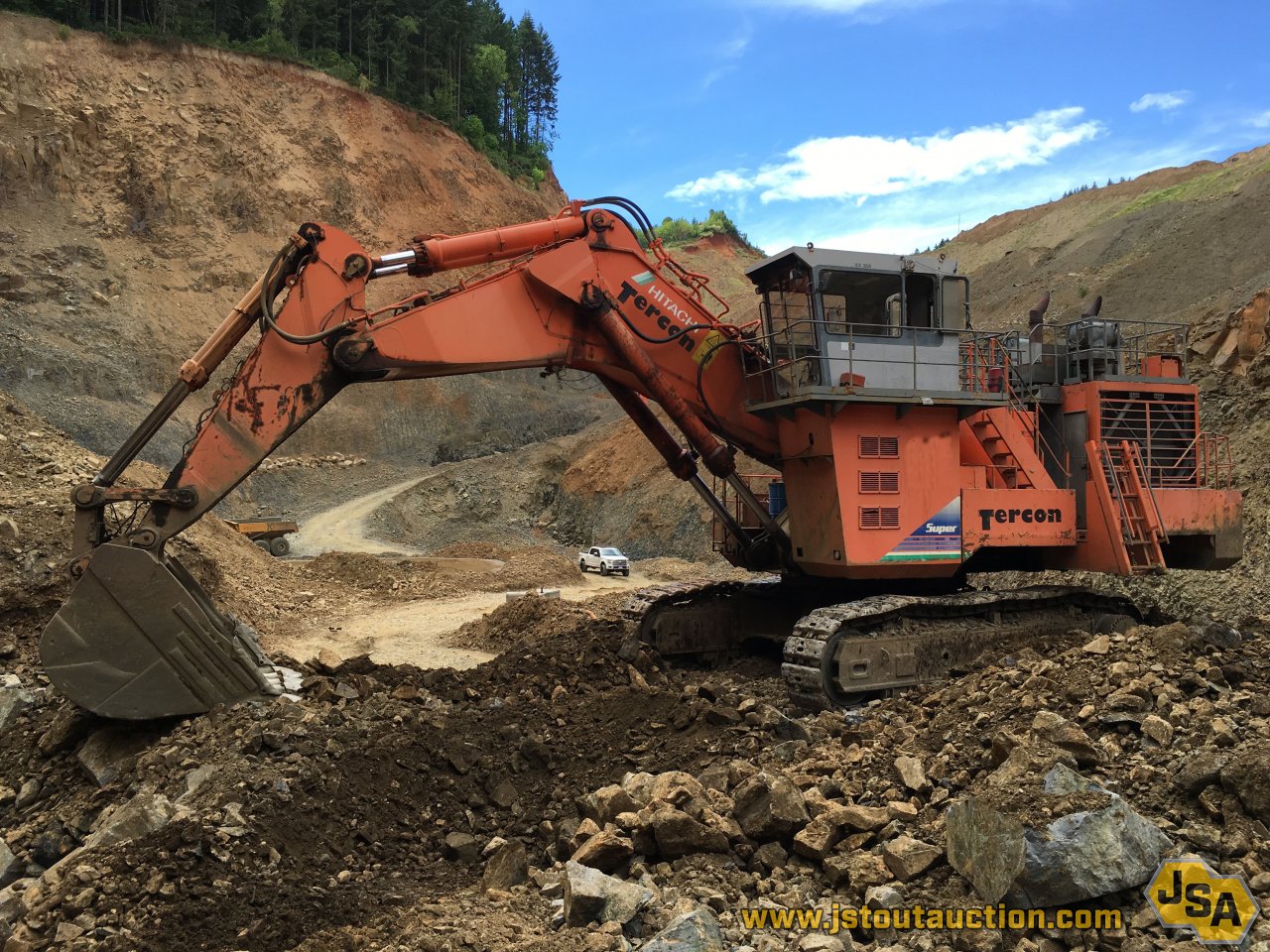 For Sale: 2006 Hitachi EX1900-5 Excavators