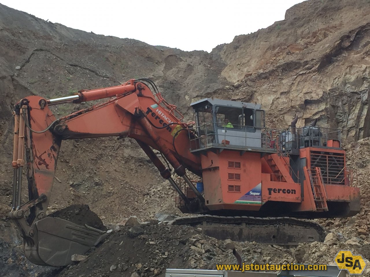 For Sale: 2006 Hitachi EX1900-5 Excavators