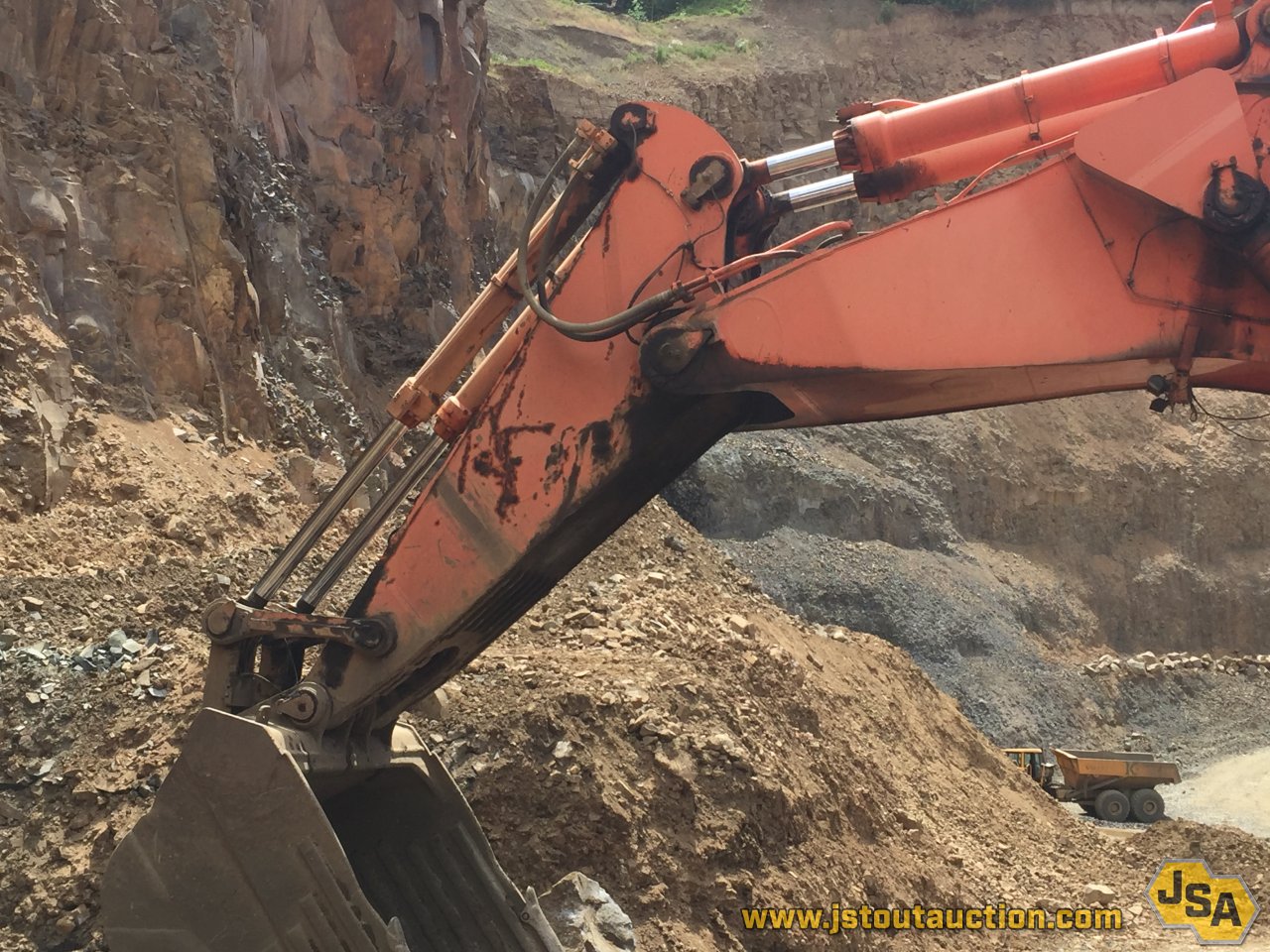 For Sale: 2006 Hitachi EX1900-5 Excavators