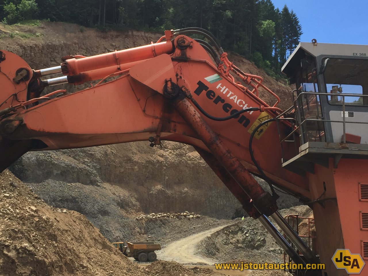 For Sale: 2006 Hitachi EX1900-5 Excavators