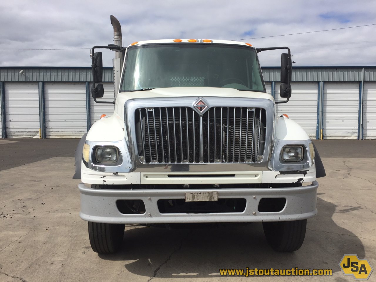 For Sale: 2006 International 7600 Flatbed Trucks