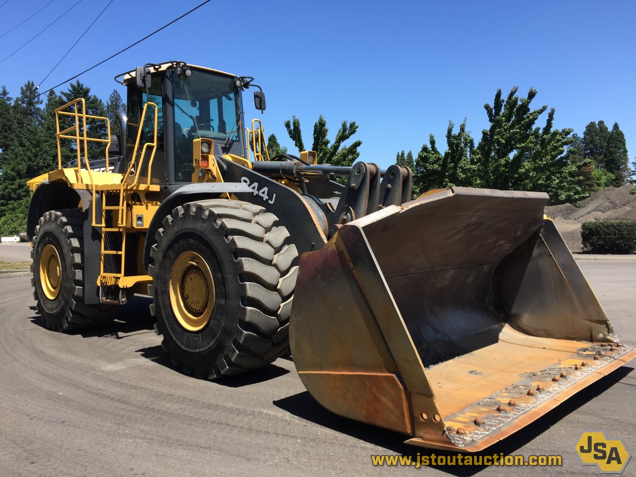 For Sale: 2006 John Deere 844J Wheel Loader
