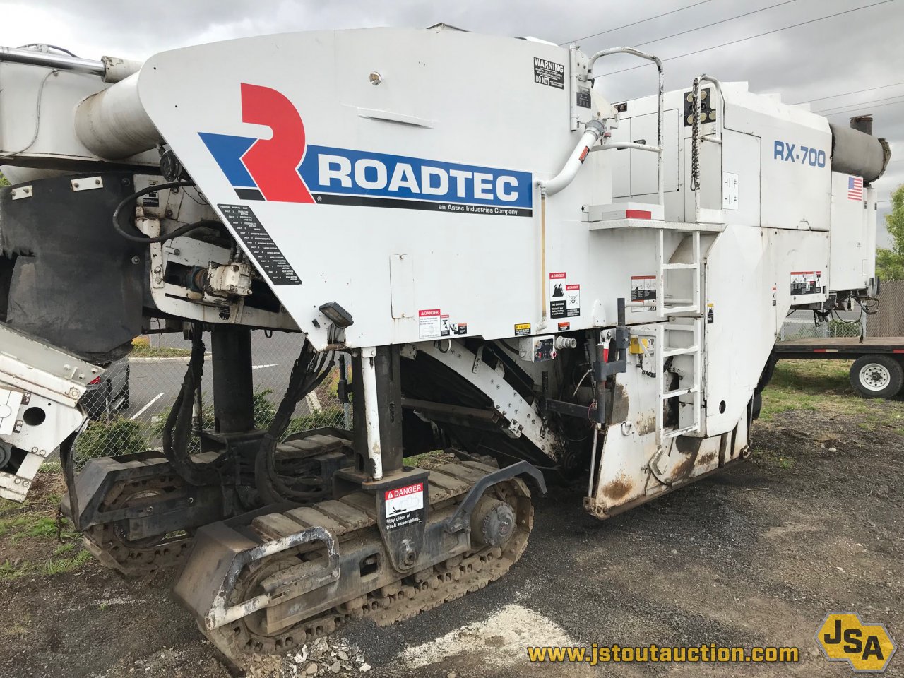 For Sale: 2007 Roadtec RX-700 Paving