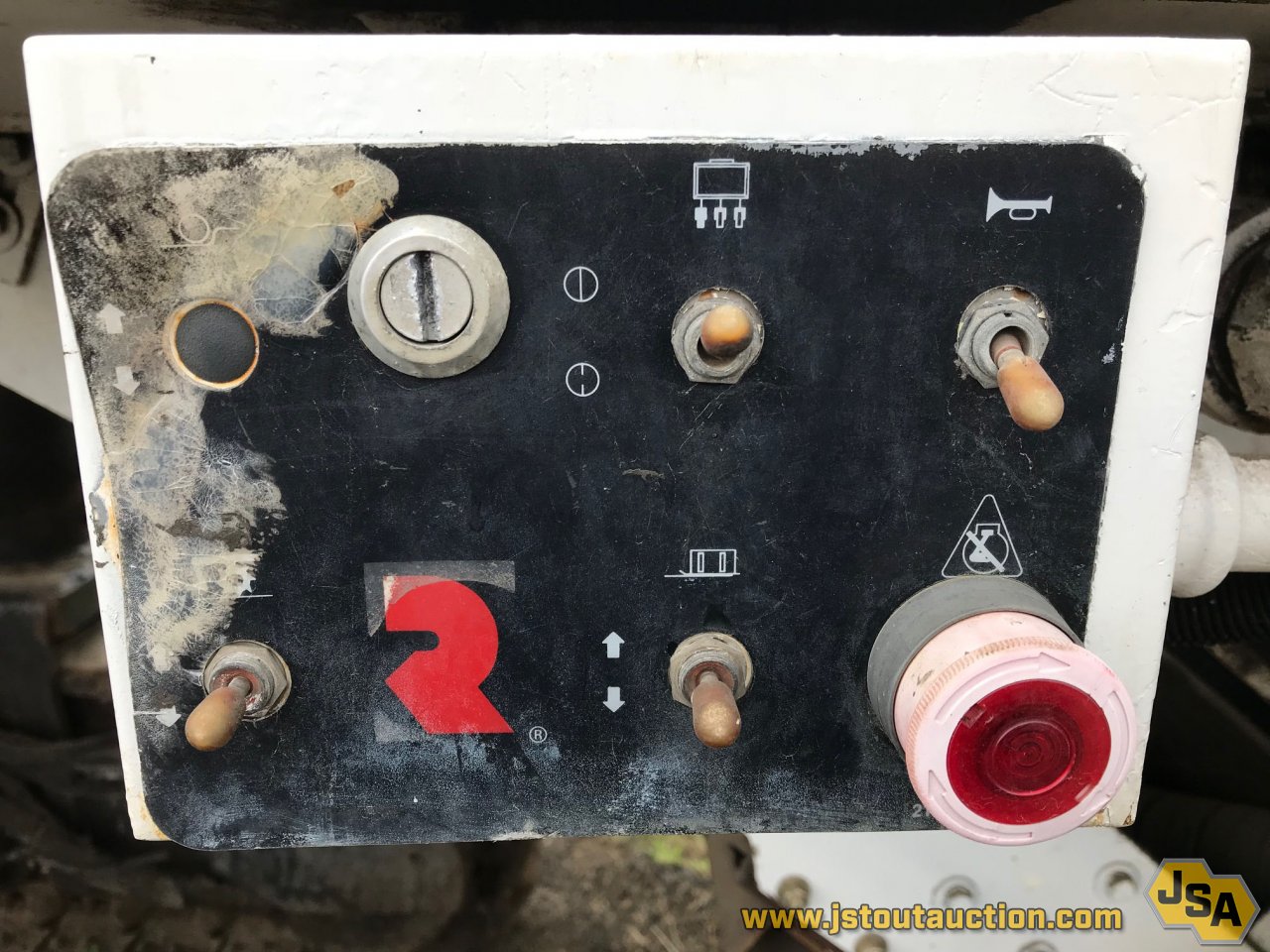 For Sale: 2007 Roadtec RX-700 Paving