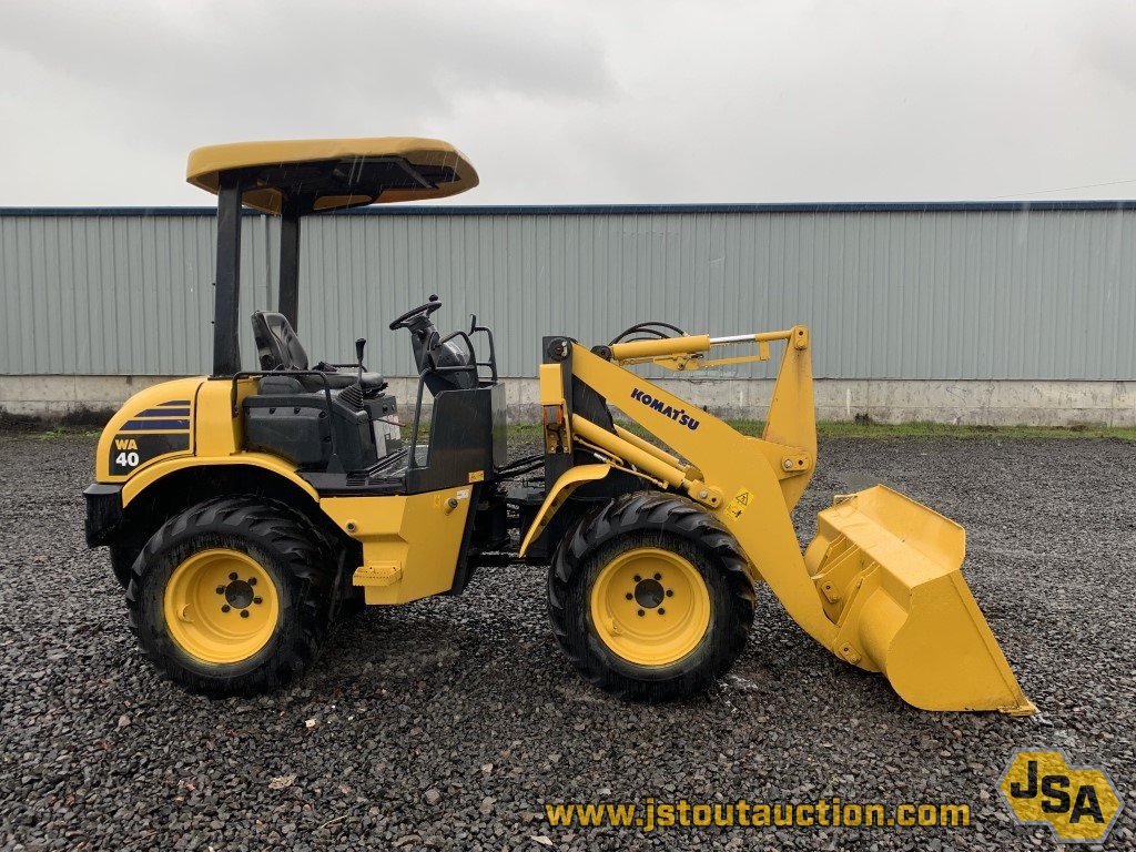 For Sale: 2009 Komatsu WA40-6 Wheel Loader
