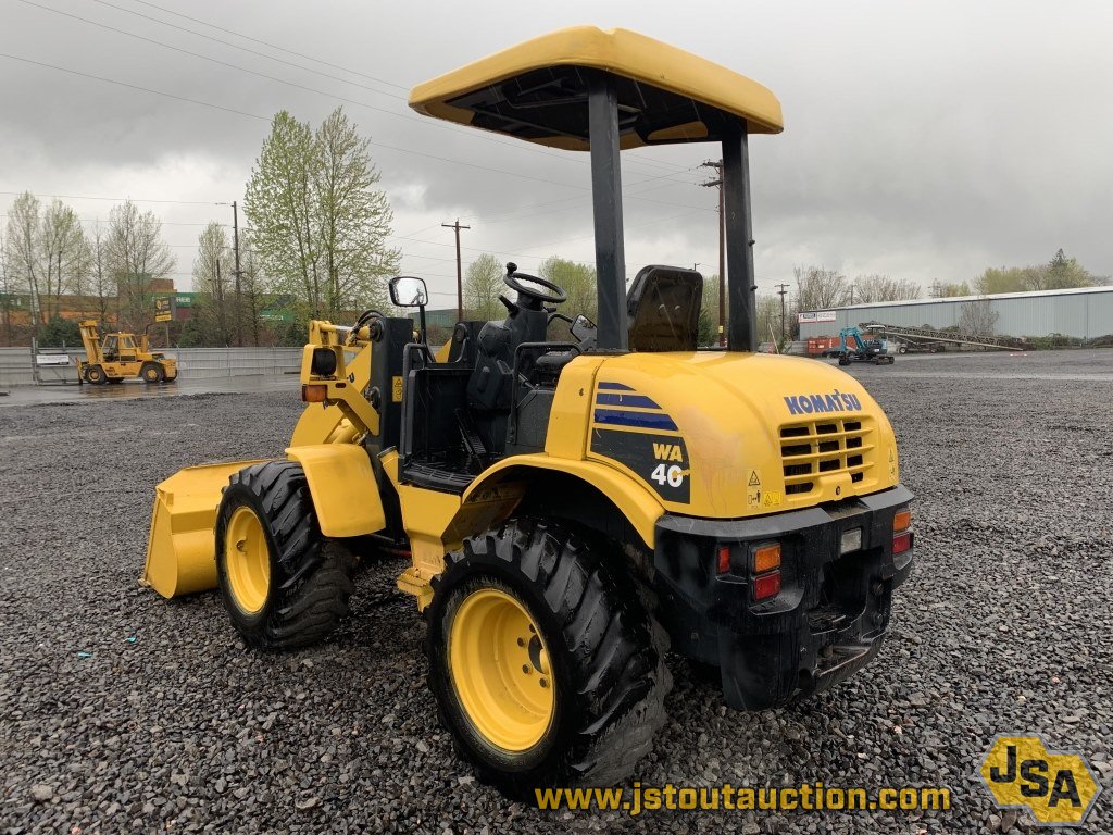 For Sale: 2009 Komatsu WA40-6 Wheel Loader
