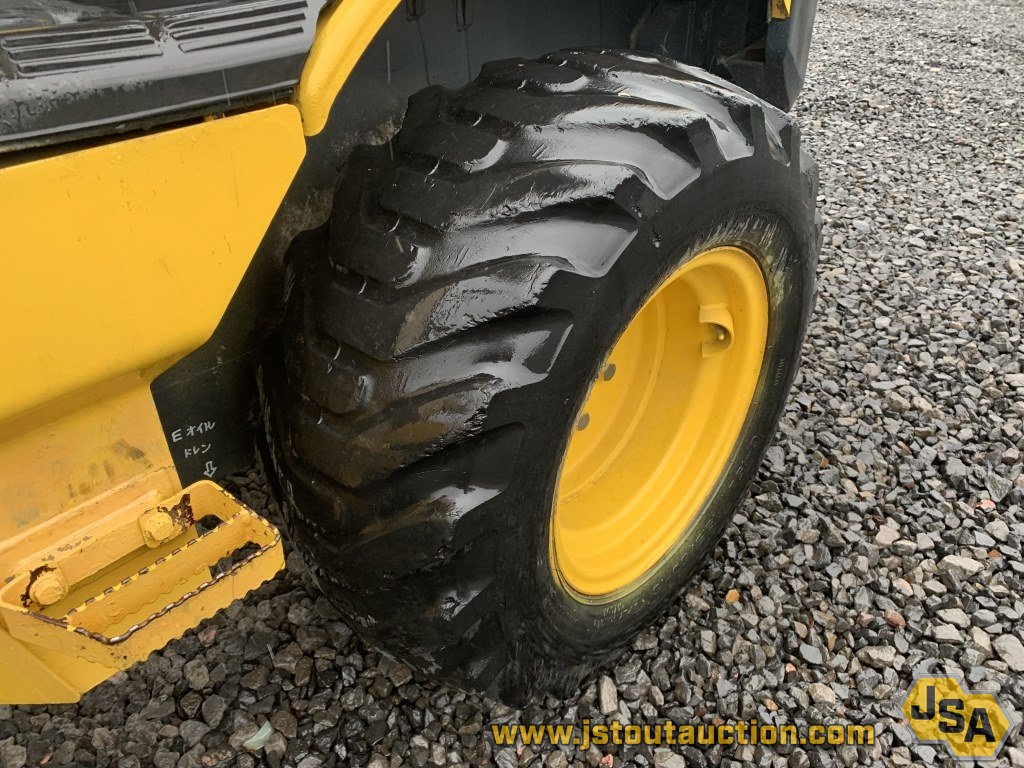 For Sale: 2009 Komatsu WA40-6 Wheel Loader
