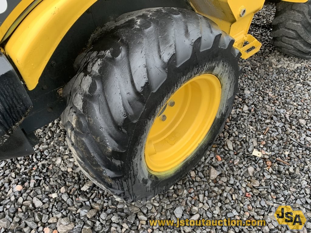 For Sale: 2009 Komatsu WA40-6 Wheel Loader