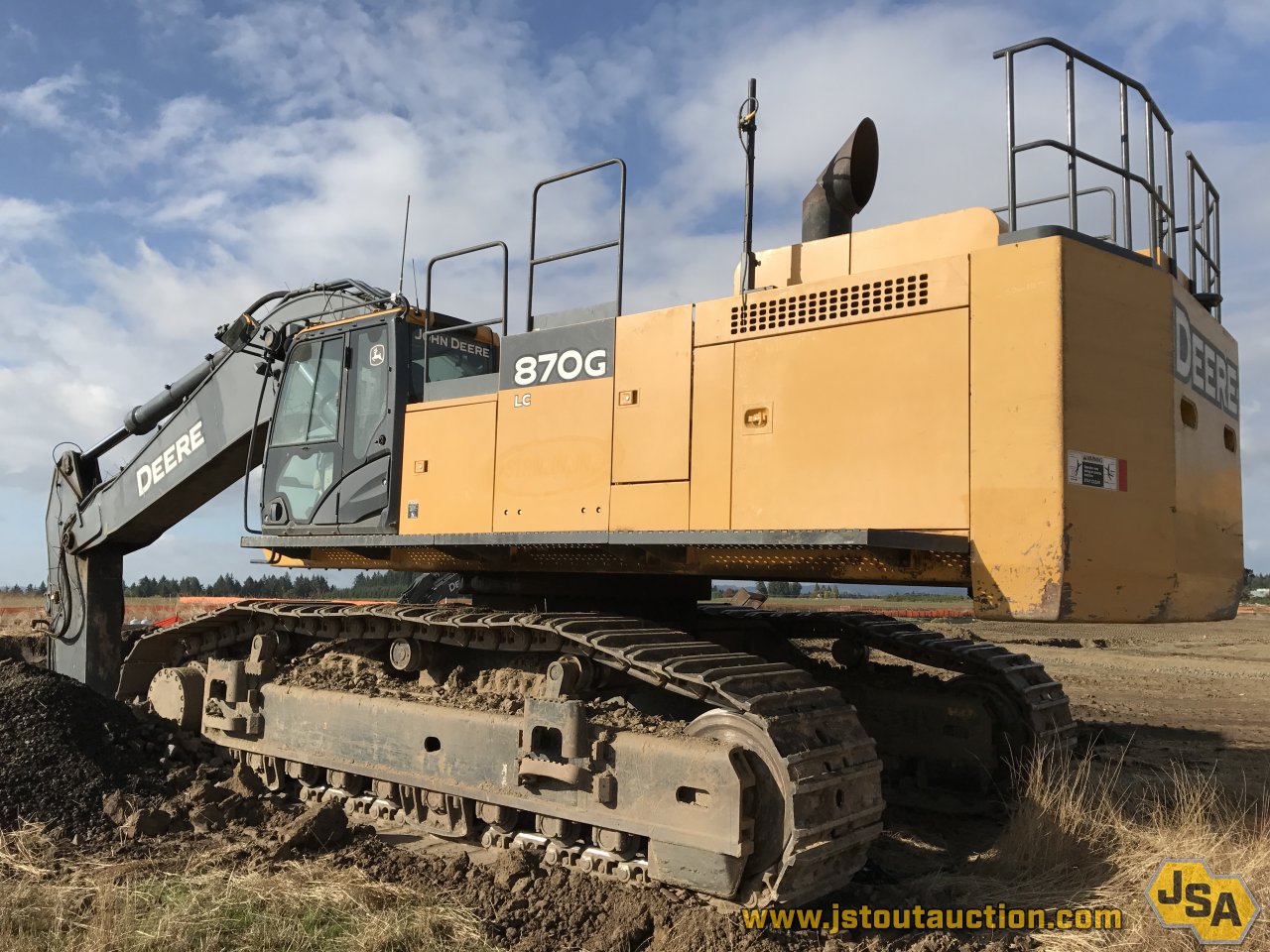 For Sale: 2011 John Deere 870GLC Excavators Crawler