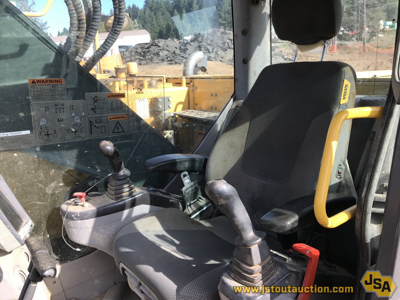 For Sale: 2011 Volvo ECR305CL Excavators Crawler