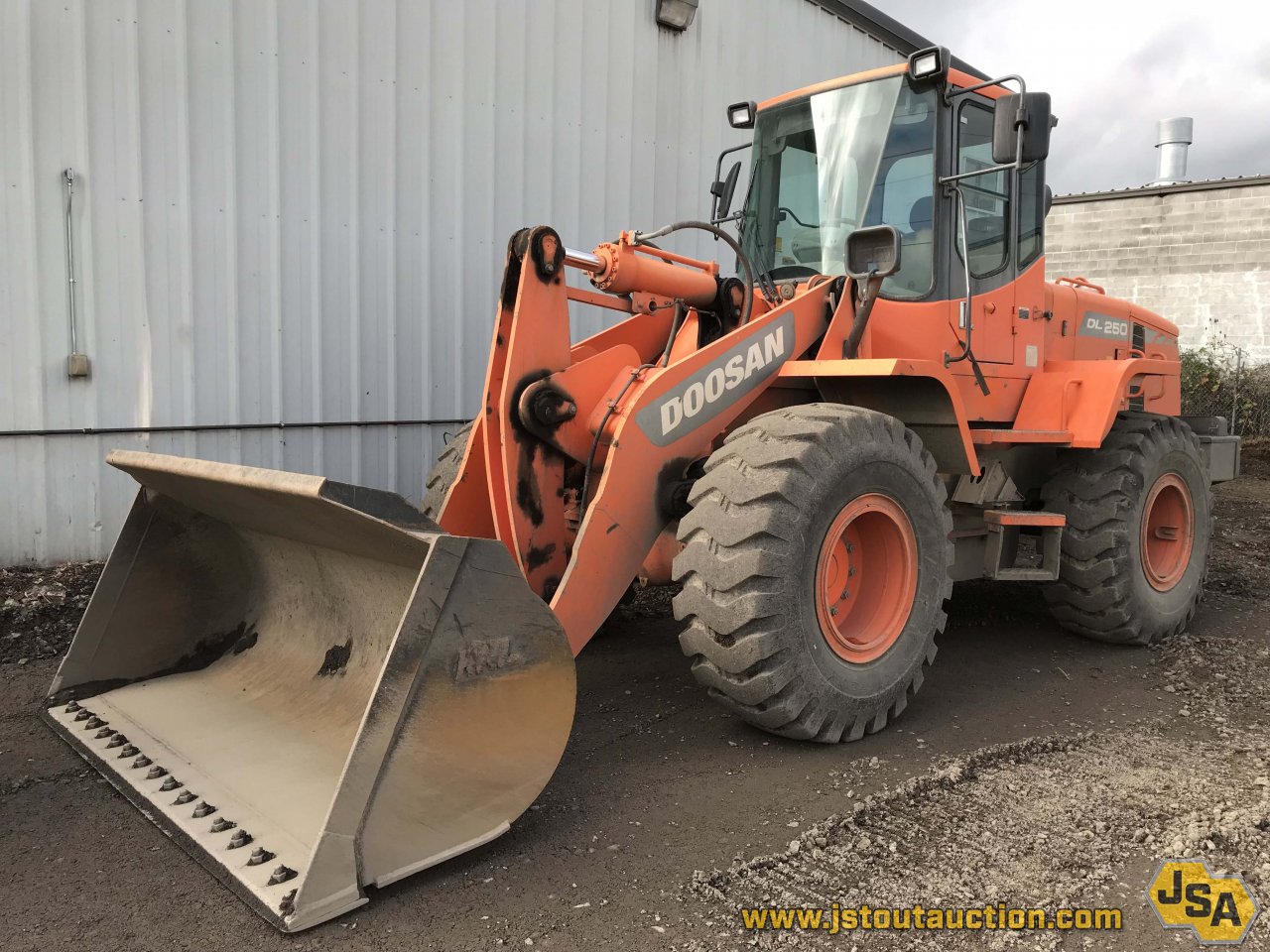 For Sale: 2012 Doosan DL250 Wheel Loader
