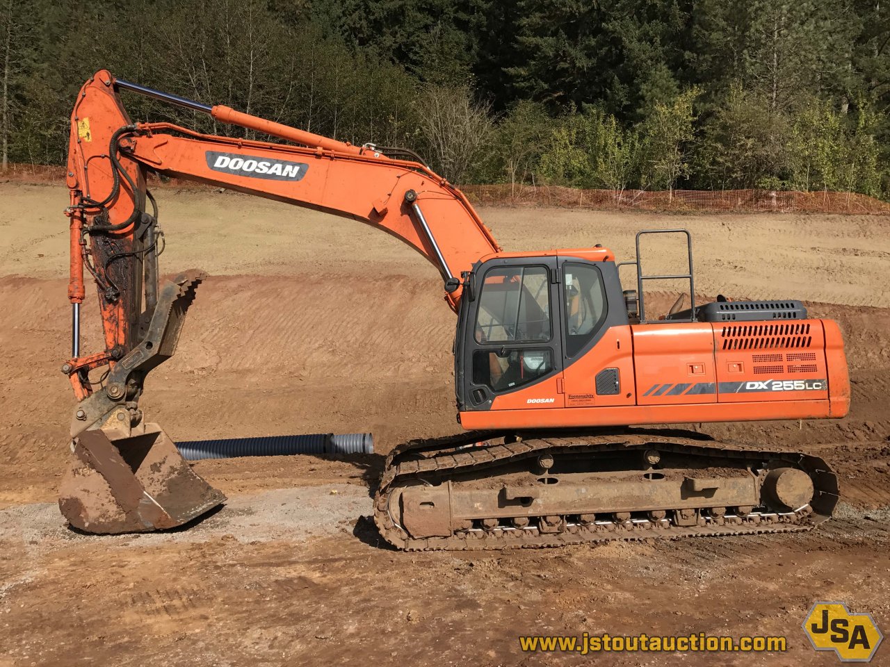 For Sale: 2013 Doosan DX255LC-3 Excavators Crawler