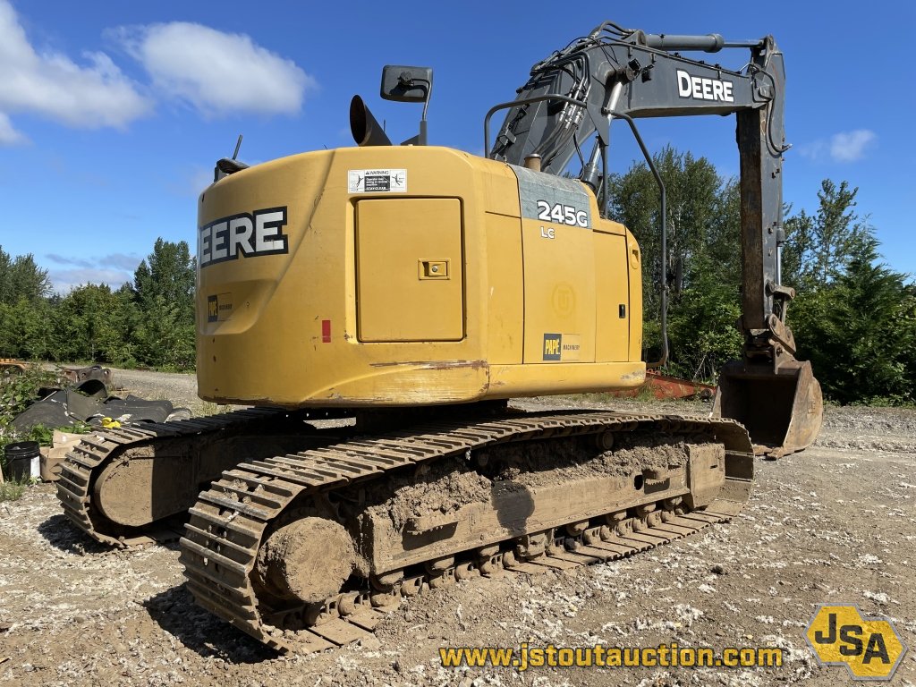 For Sale: 2014 John Deere 245GLC Excavators