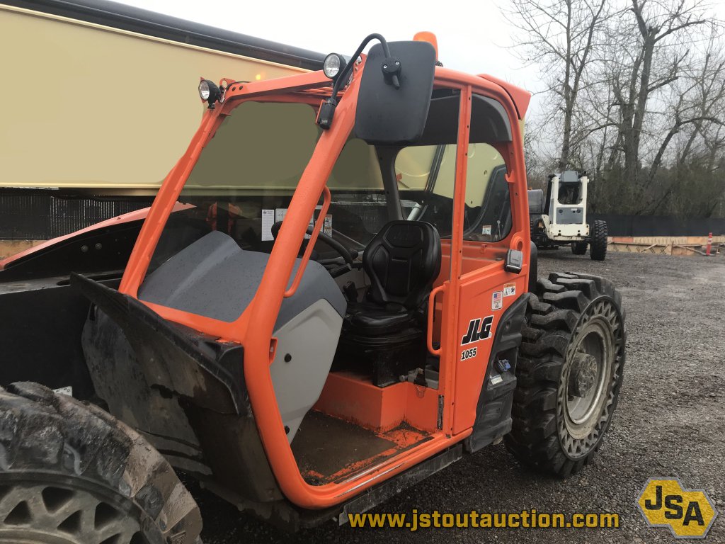 For Sale: 2017 JLG 1055 Forklift Telescopic