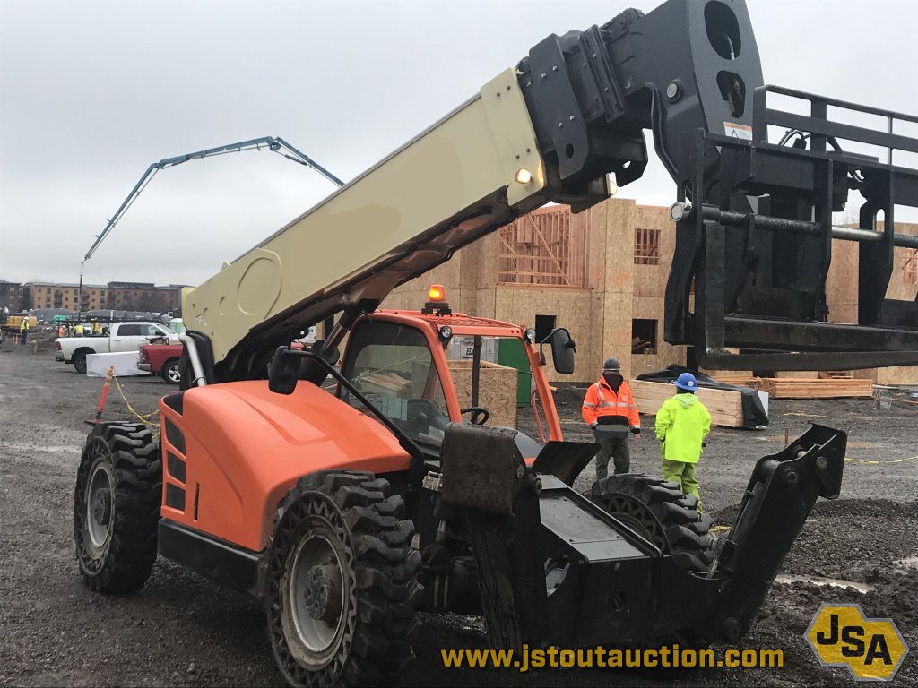 For Sale: 2017 JLG 1055 Forklift Telescopic