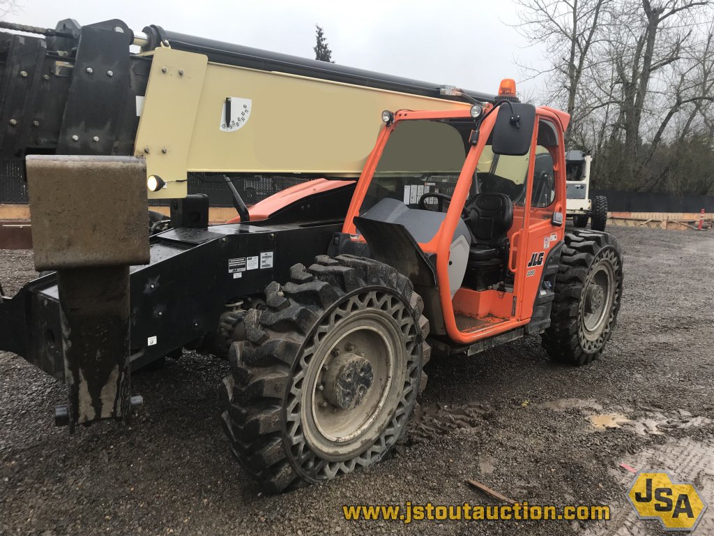 For Sale: 2017 JLG 1055 Forklift Telescopic