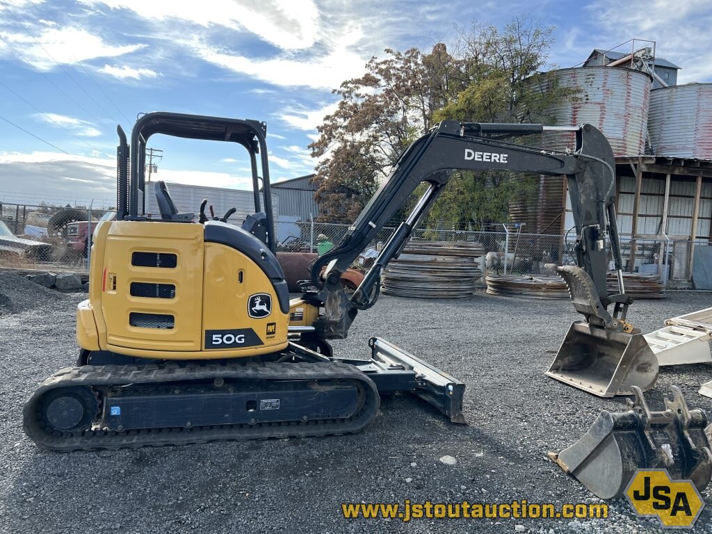 For Sale: 2022 John Deere 50G Excavators Mini (up to 12,000 lbs)
